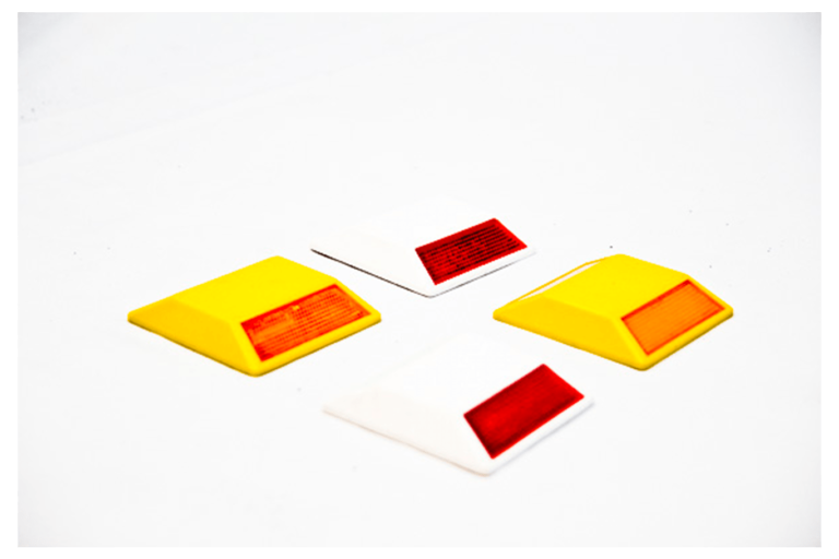 Tachas Reflectivas – GAMUSA